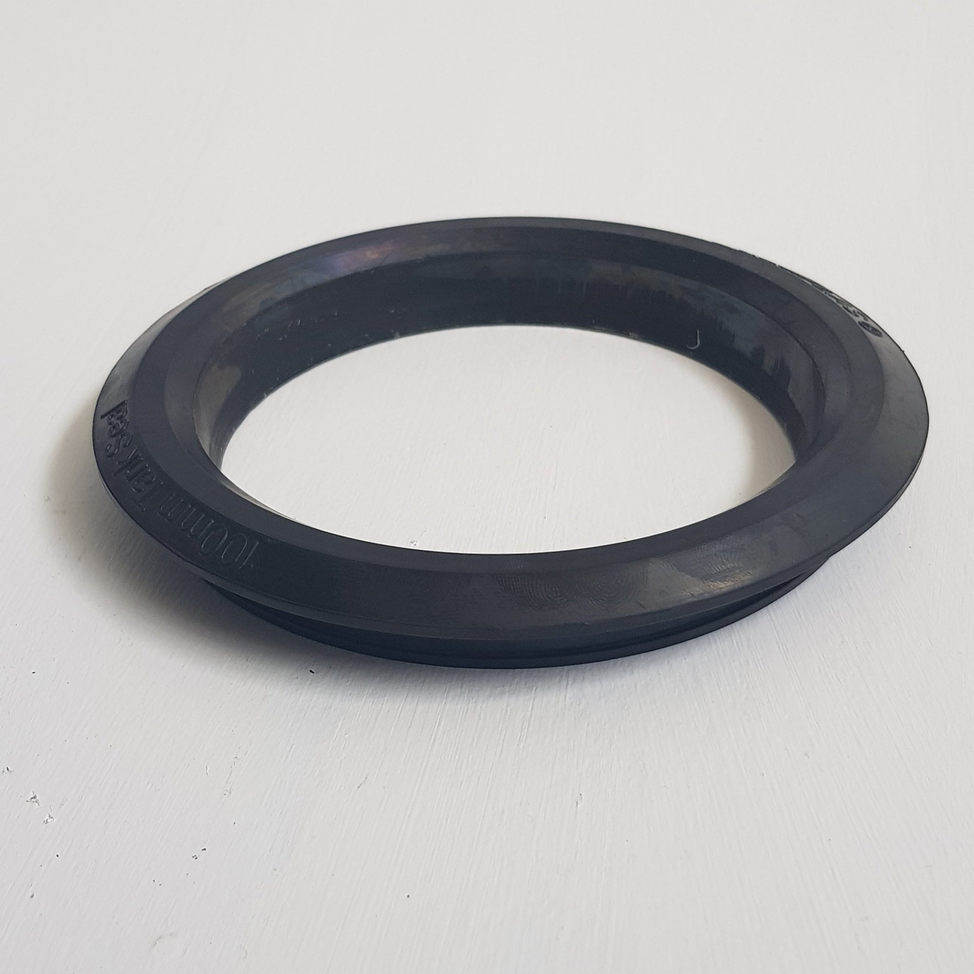 Big Water Tanks - Rubber Tank Seals | Wallace Seals